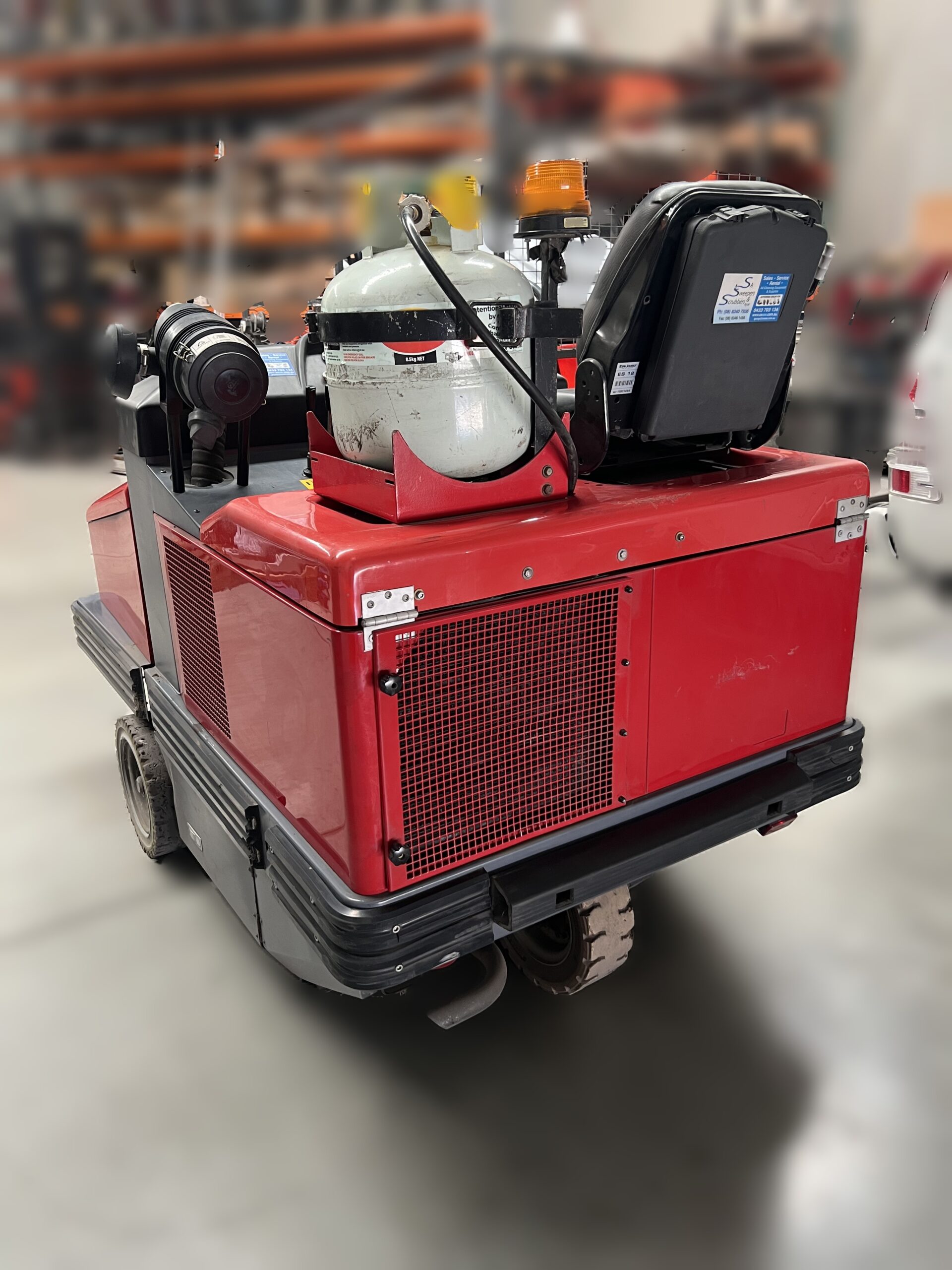 Fiorentini UFB34 / S34 ride on Sweeper - SA Sweepers & Scrubbers Pty Ltd